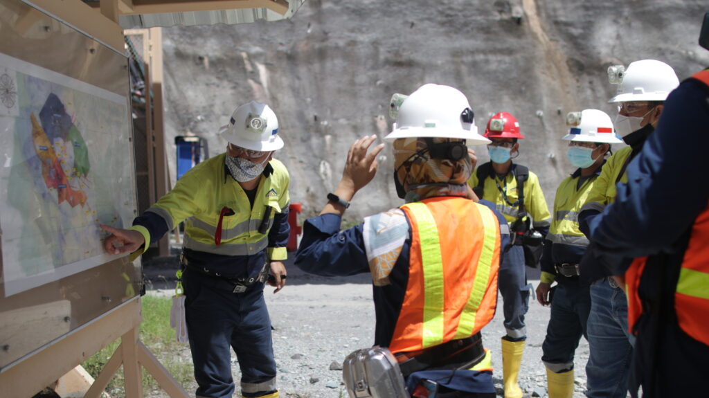 Proyek Tembaga Tujuh Bukit – PT Merdeka Copper Gold Tbk