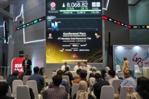 PT Merdeka Gold Resources Tbk Officially Listed on IDX, Raises Rp4.66 ...